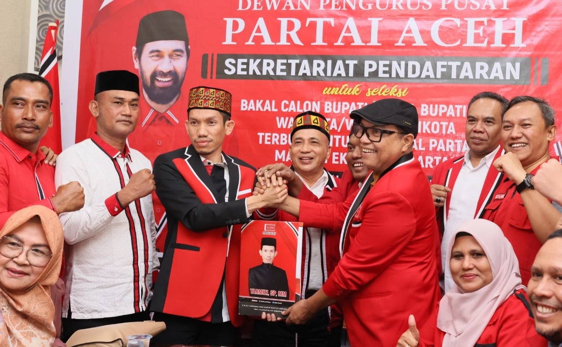 Tarmizi SP Daftar Jadi Bacalon Bupati Aceh Barat
