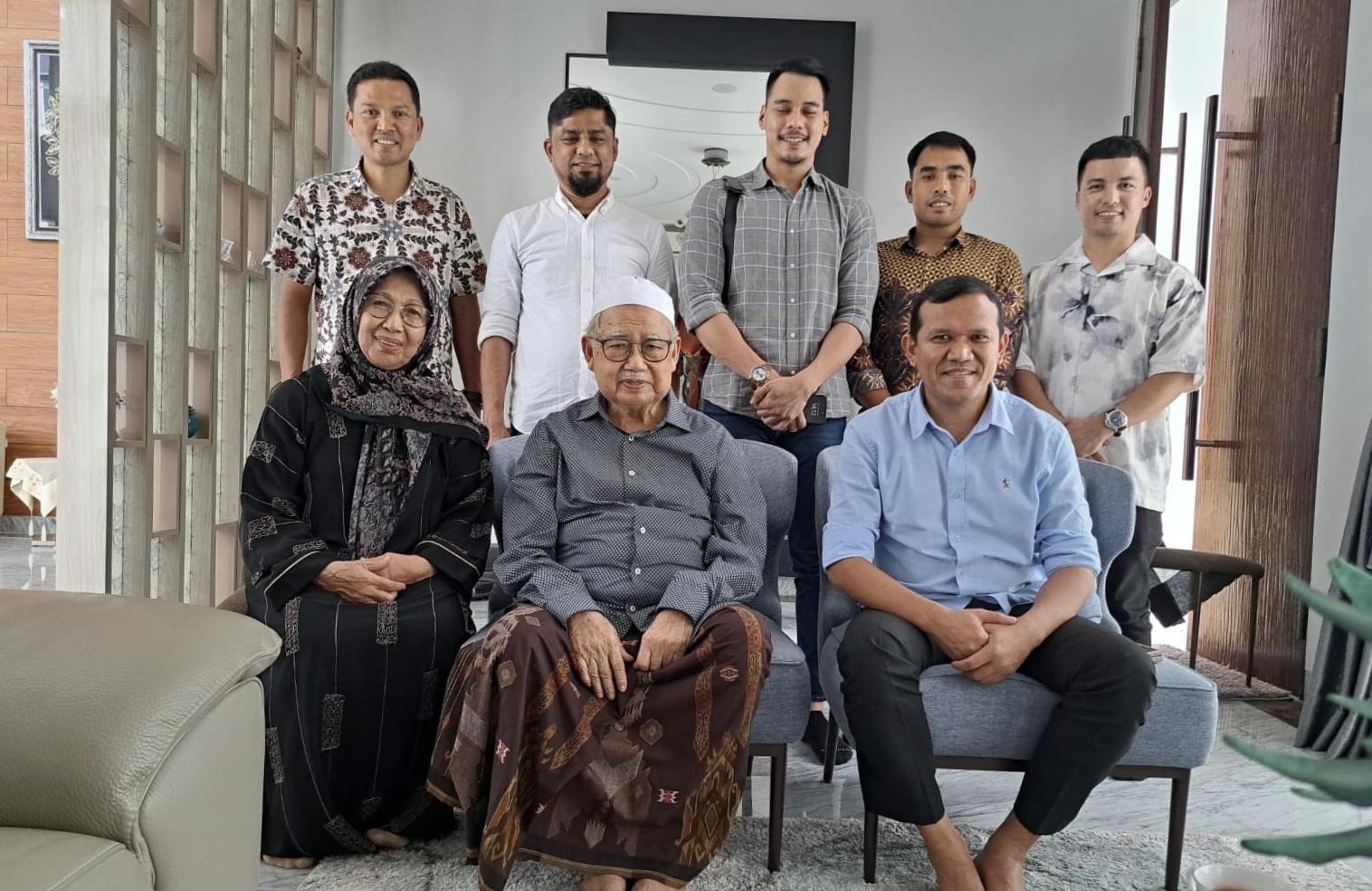 Silaturahmi dengan Abu Doto, Dek Fadh Bicara Soal Pengembangan Masjid ...