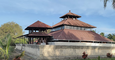 Sejarah Panjang Masjid Tuha Indrapuri