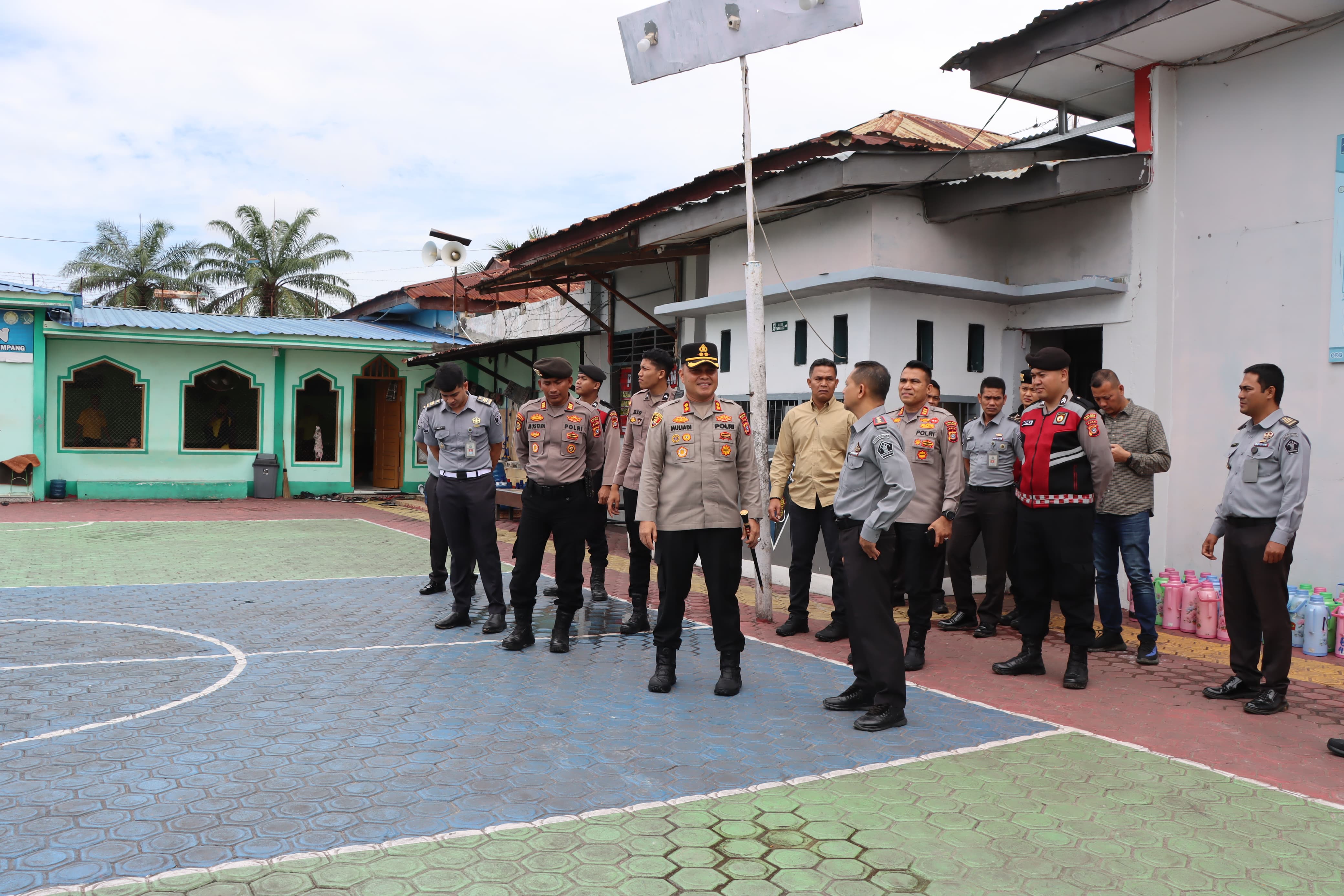 Kapolres Aceh Tamiang Pastikan Keamanan Lapas Kelas II B Kuala Simpang