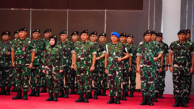 Panglima TNI Mutasi 117 Pati