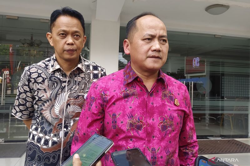 Muhammad Riza Chalid Masuk DPO Kejagung, Red Notice Interpol Sedang ...