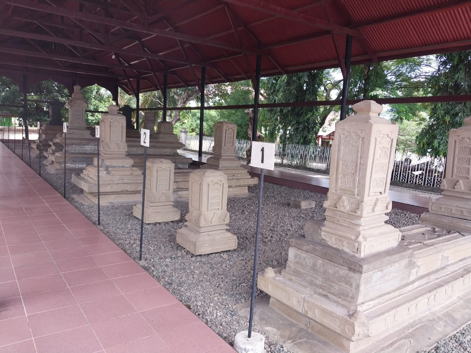 Menelusuri Kandang XII Pemakaman Keluarga Sultan Aceh Abad ke 16 Masehi