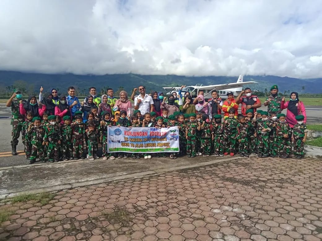 TK Kartika XIV - 7 Agara Goes Bandara Alas Lauser