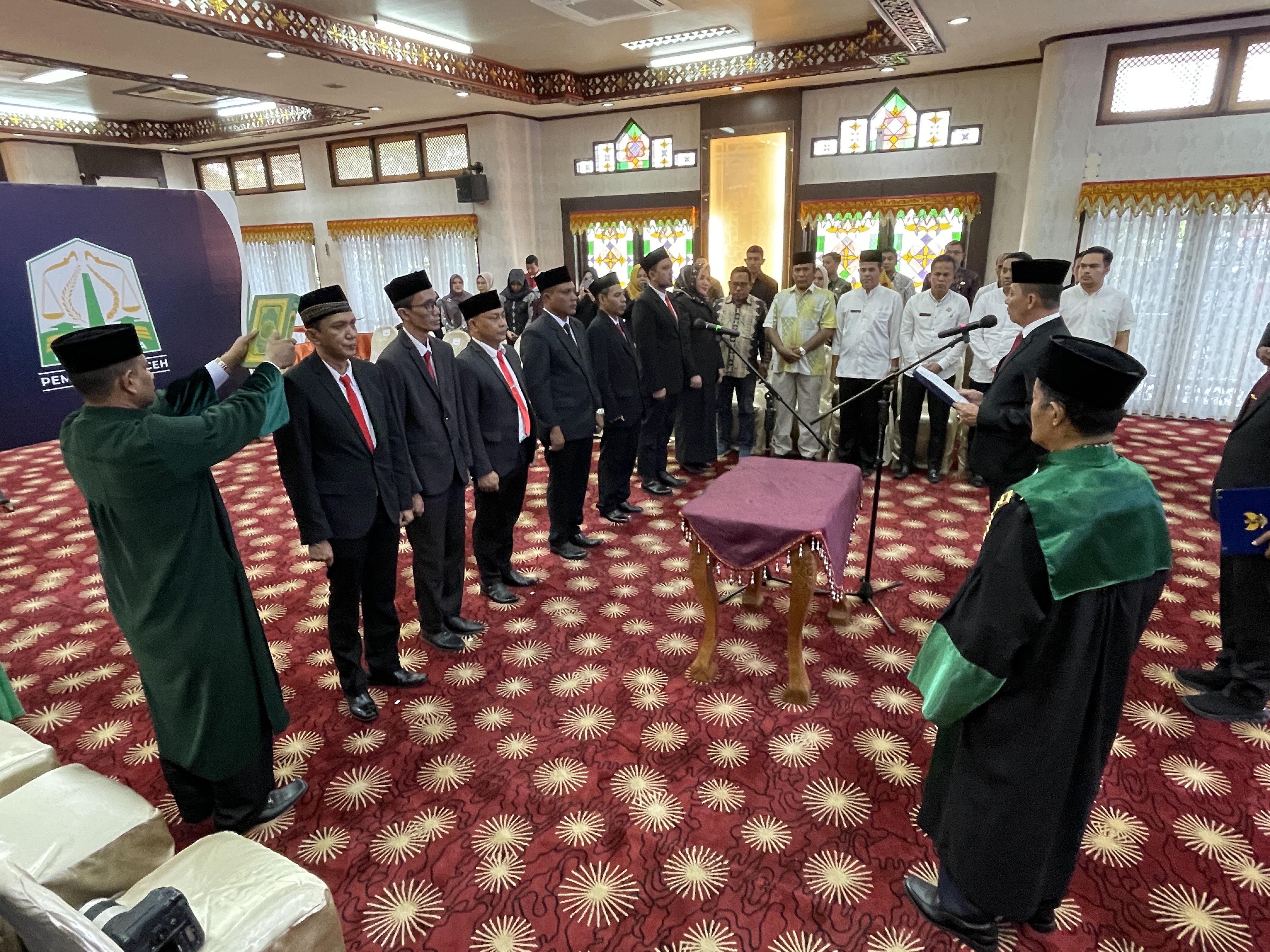 Tujuh Komisioner KIP Aceh Resmi Dilantik